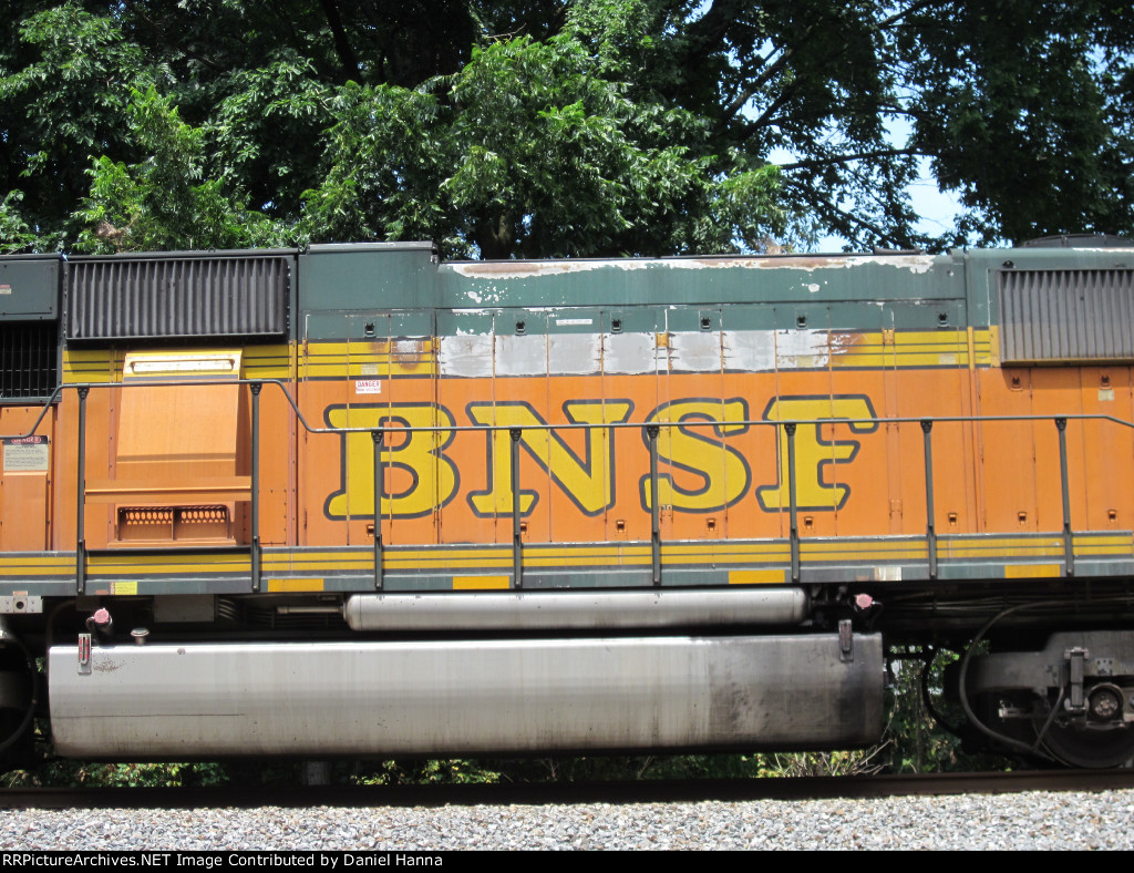 BNSF 8906